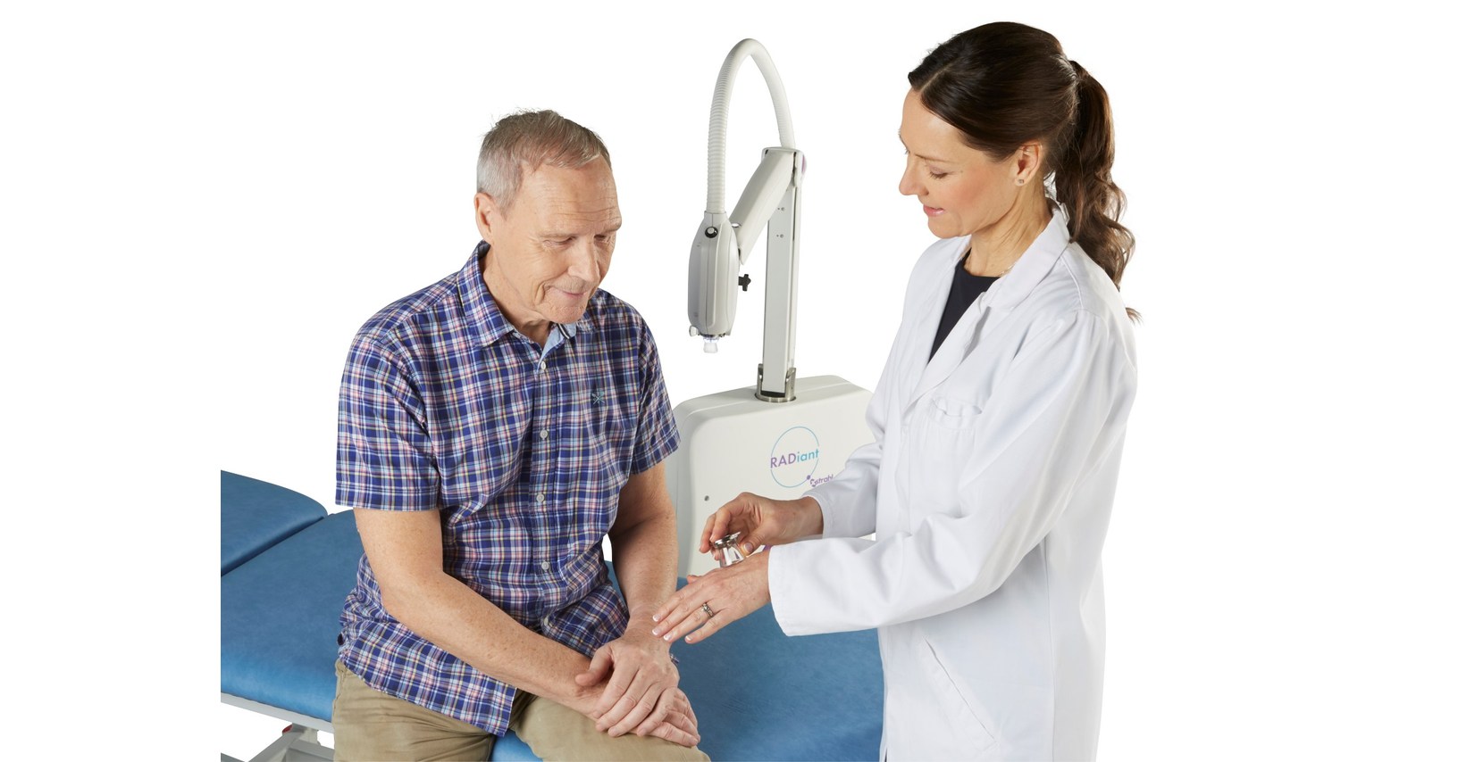 Xstrahl Spotlights New RADiant Treatment System at AOCD 2019