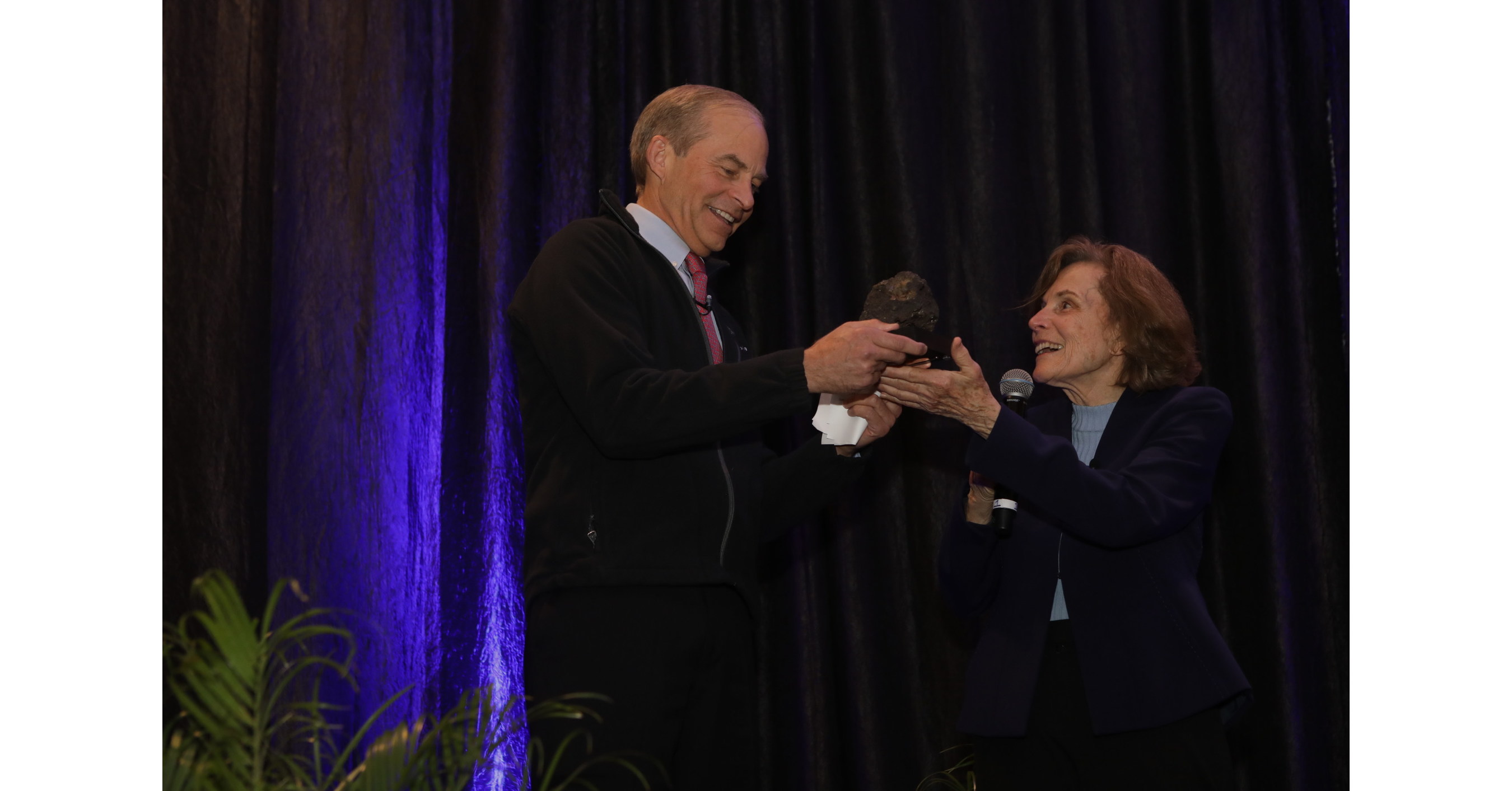 SC Johnson Chairman and CEO Fisk Johnson Receives Inaugural Dr. Sylvia ...