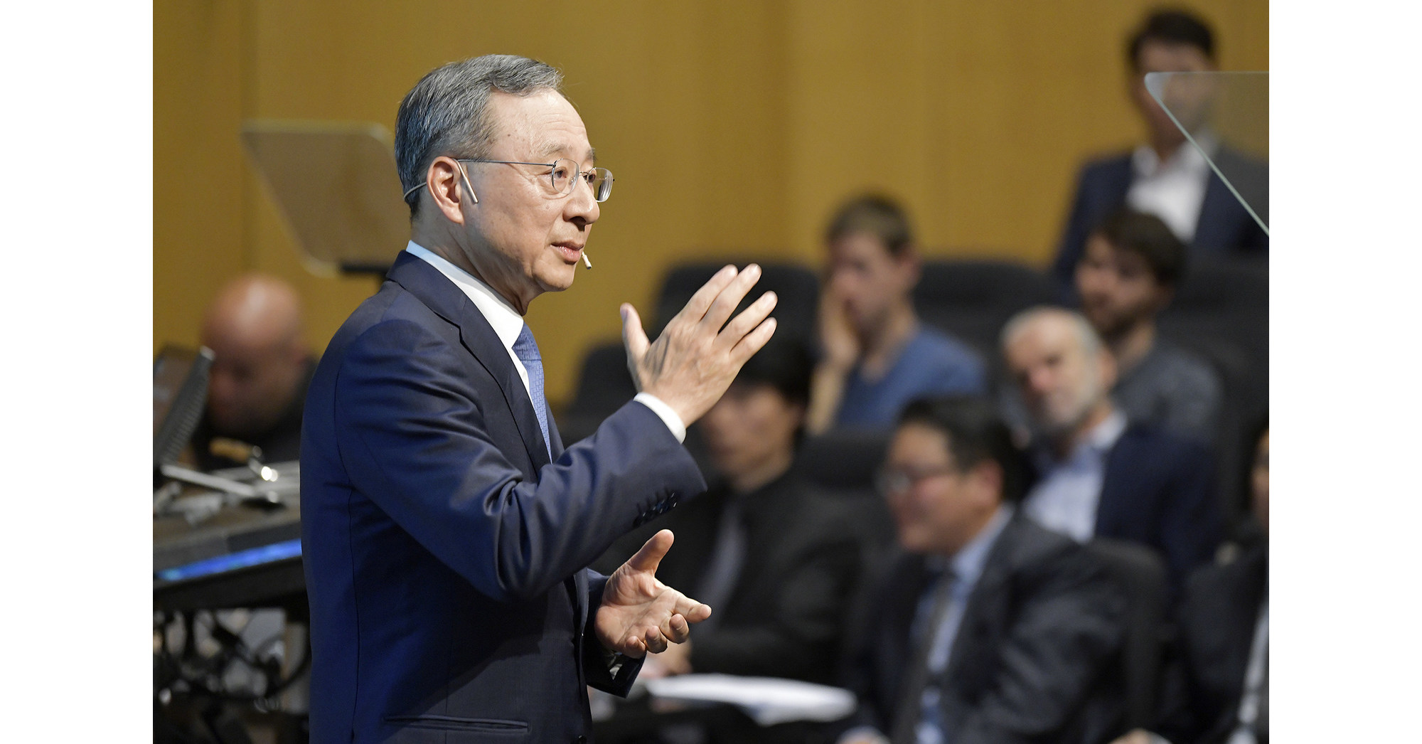 KT Chairman Calls for 5G Innovation for Future Prosperity