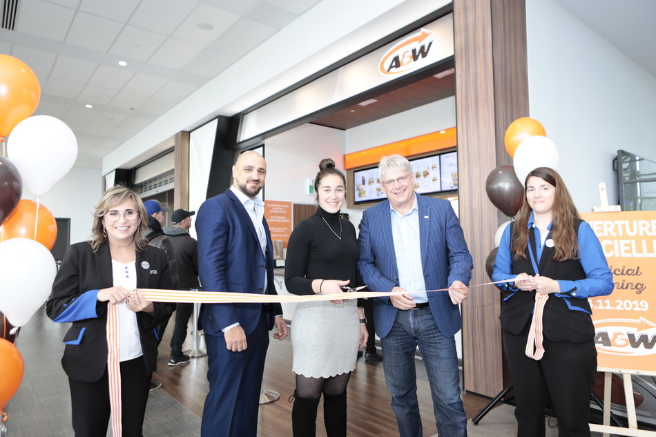 YQB welcomes the opening of an A&W franchise at the airport