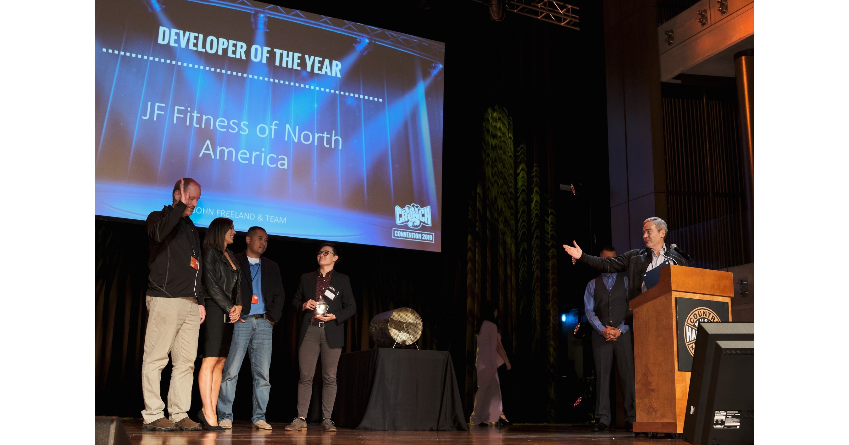 Crunch Celebrates Franchisees and 30th Anniversary at Annual Convention