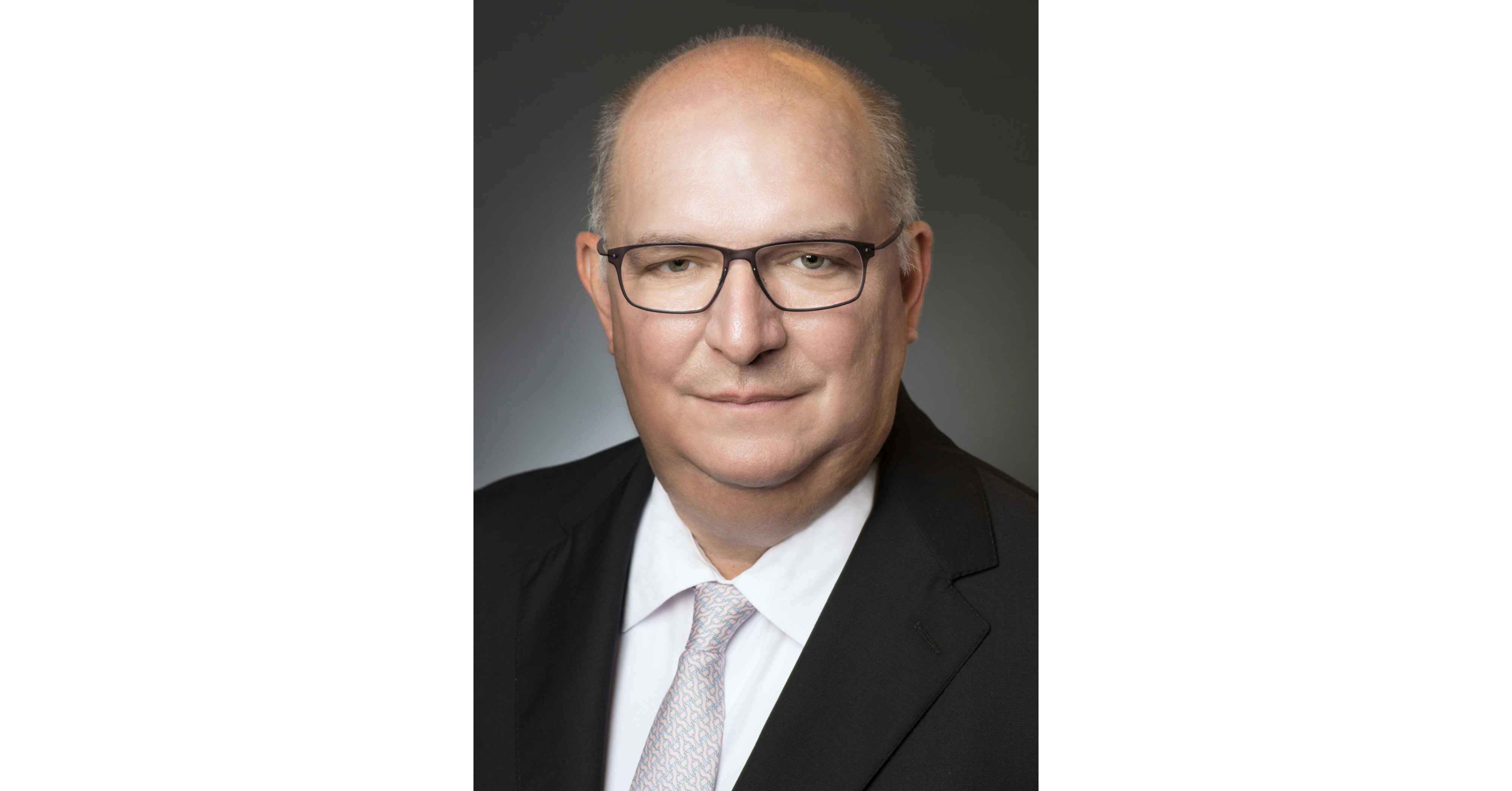 FranFund's Geoff Seiber Honored with Companion Medal for American Free ...