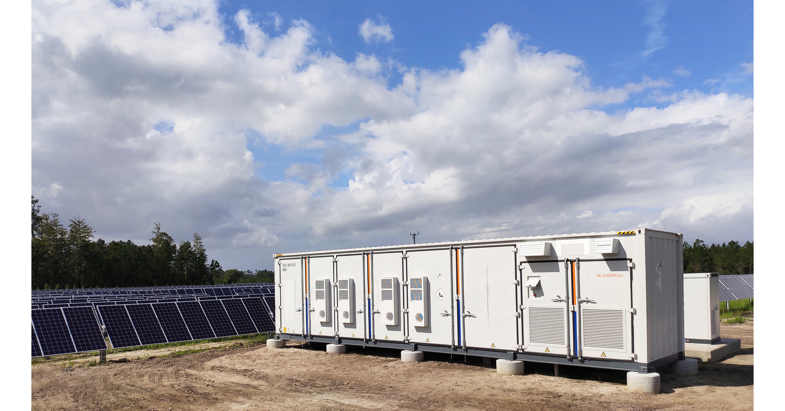 Sungrow Powers JEA's SolarSmart Program with 1500Vdc DC-Coupled System