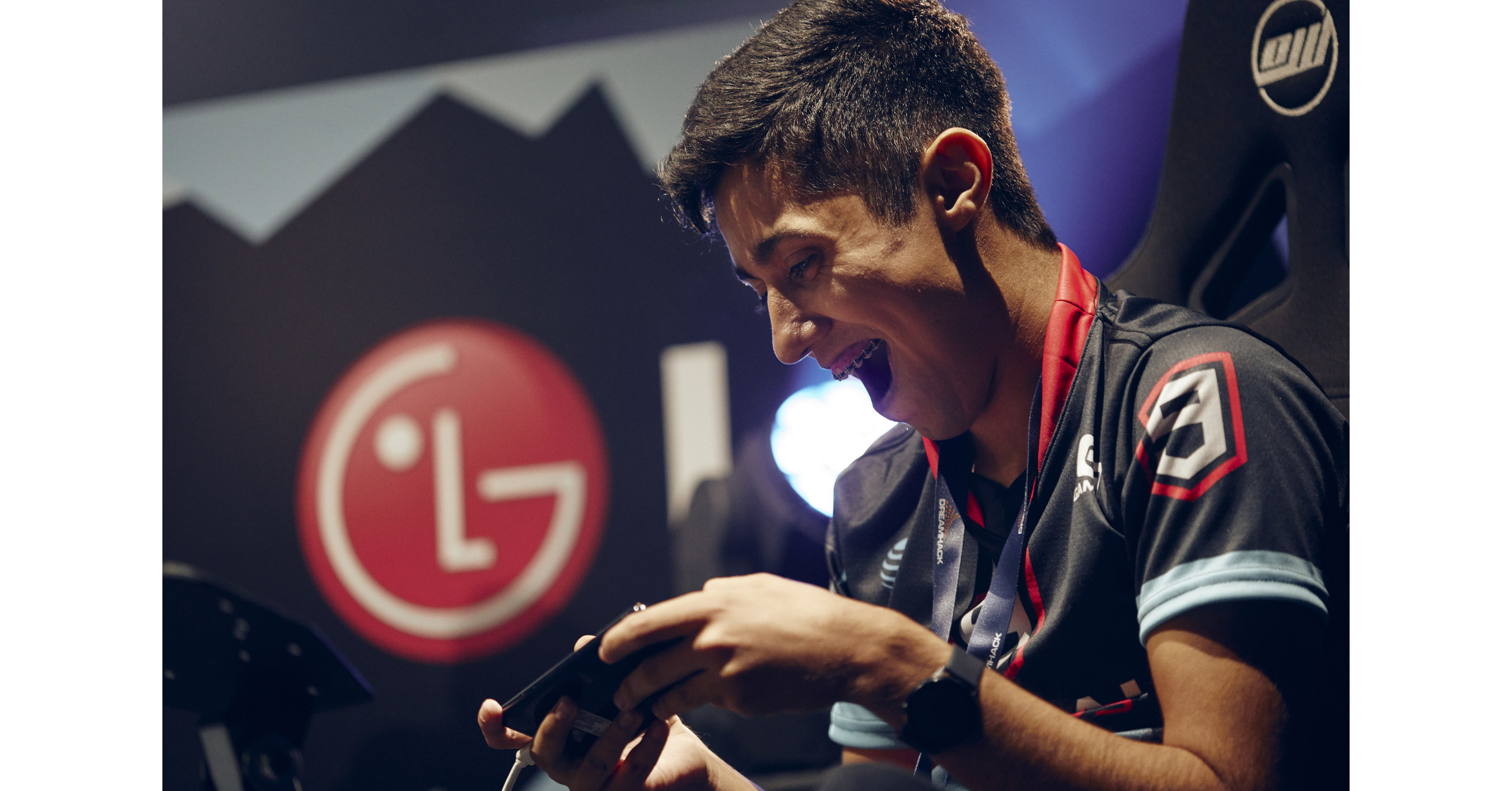 Mobile Gaming Takes Center Stage with LG and ESL