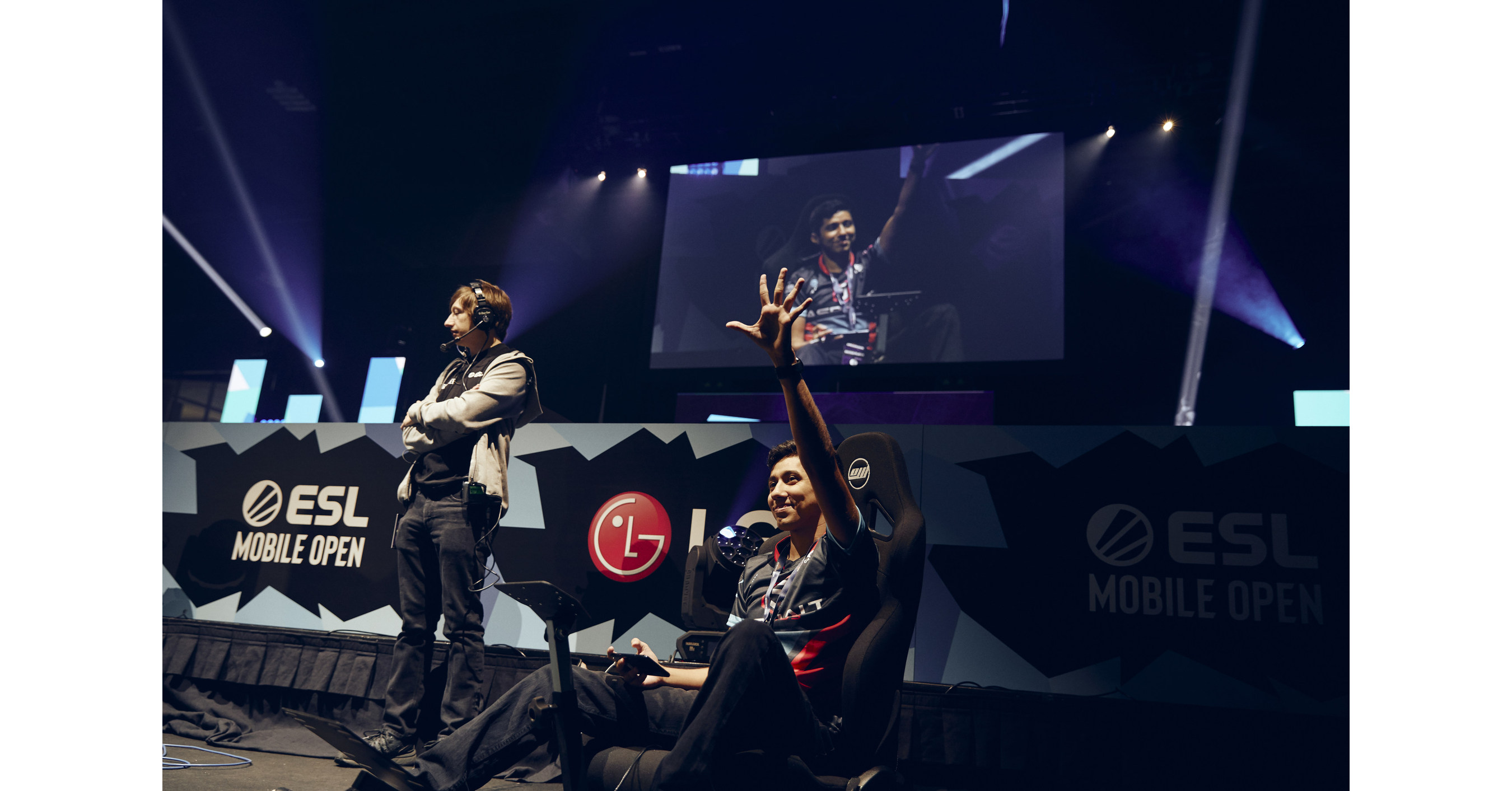 Mobile Gaming Takes Center Stage with LG and ESL