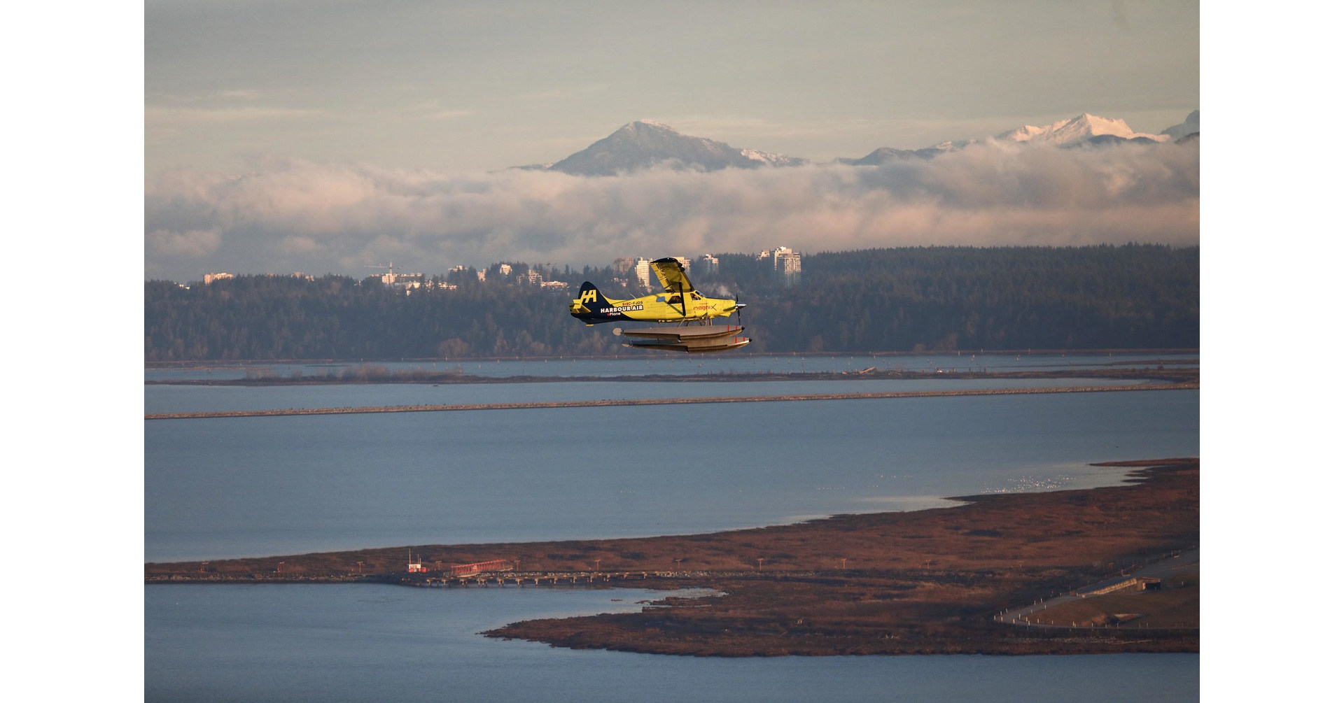 Harbour Air and magniX Announce Successful Flight of World's First ...