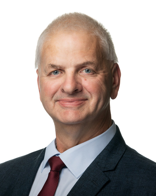 Paul Drake's Instagram, Twitter & Facebook on IDCrawl