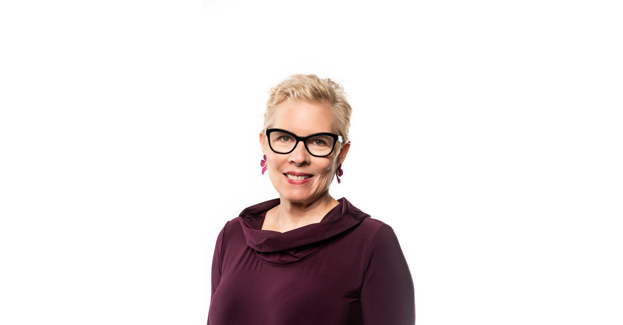 Pink Fund's Molly MacDonald Honored as 2019 AARP Purpose Prize Fellow ...