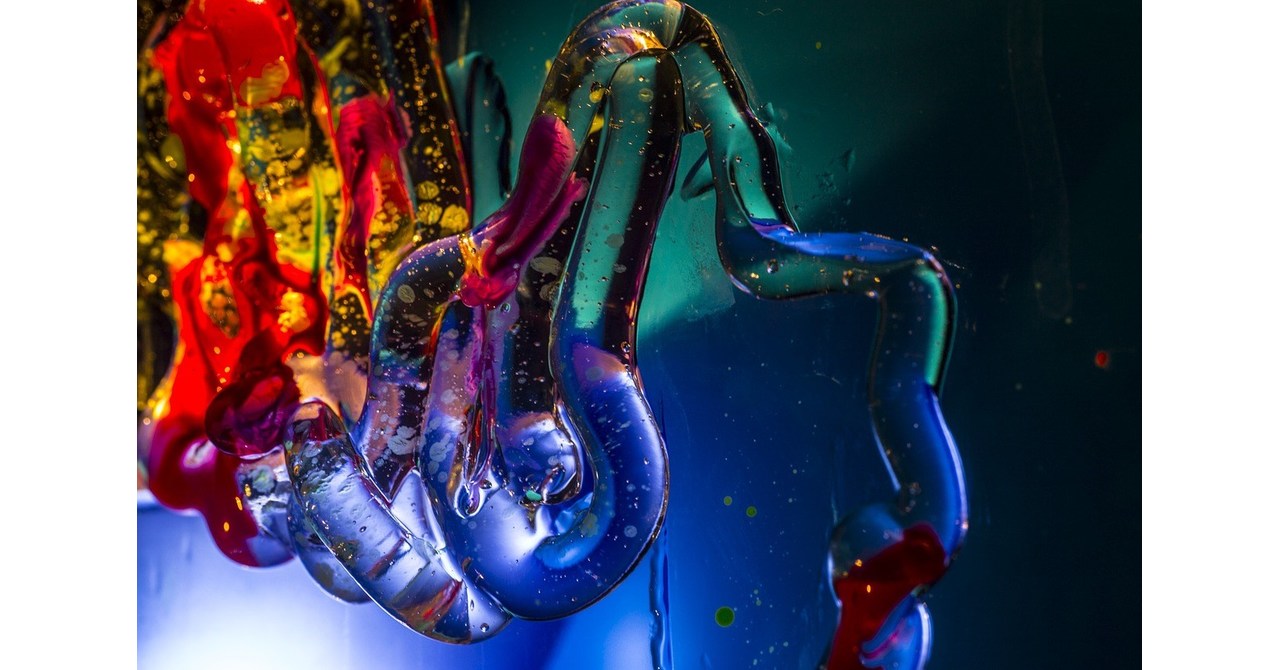 New Model Explains Unique Transport Dynamics of Complex Fluids