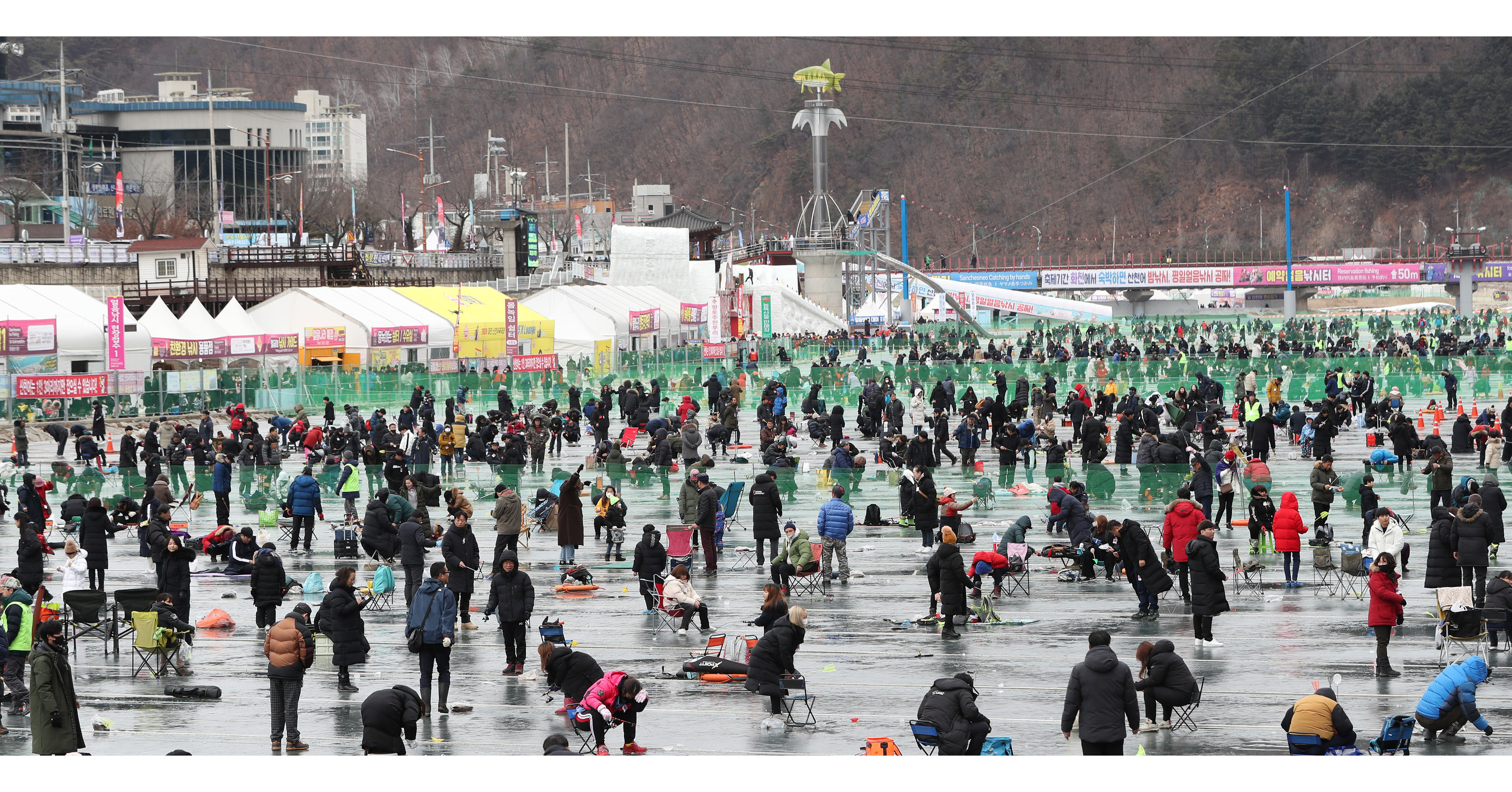 Hwacheon ice fishing festival kicks off