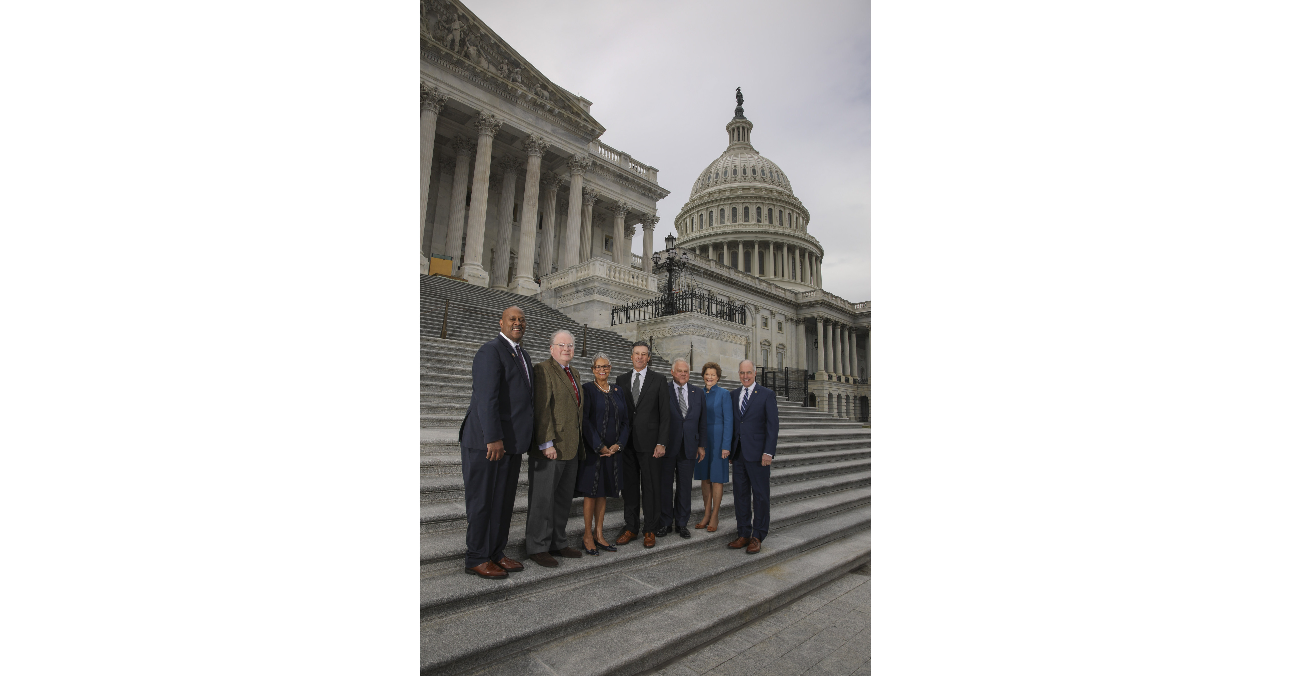 Senators And Members Of Congress Announce Bipartisan Caucus To Promote ...