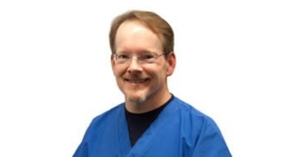 Robert D. Lewis, MD, FACS is recognized by Continental Who's Who