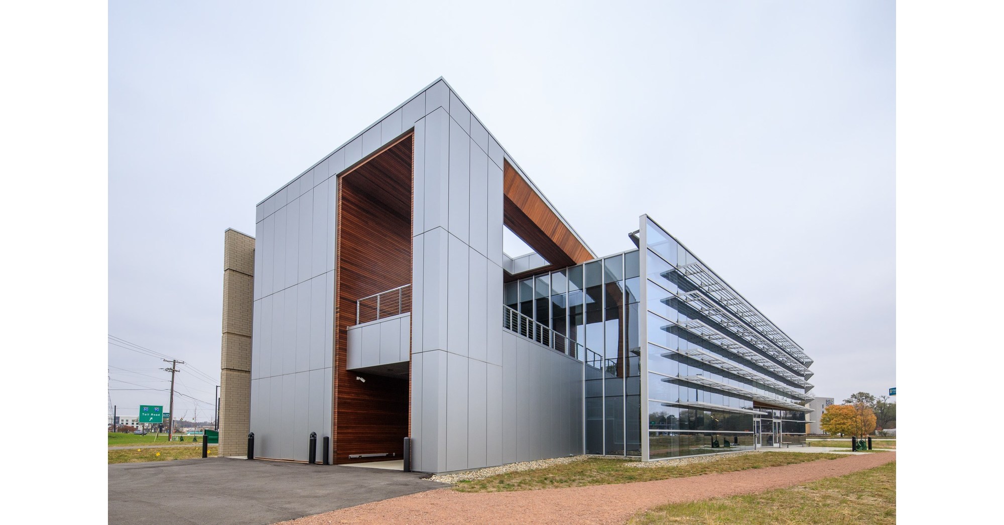 Indiana Toll Road Administration Building Achieves First LEED Gold ...
