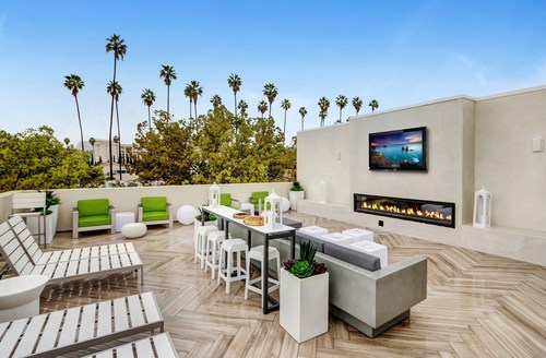 Los Angeles Cutting-Edge Luxury Apartment Communities Select Management ...