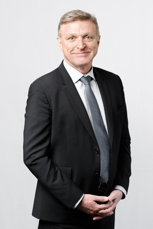 Marc Parent (CAE) fait un don personnel de 100 000 $ au CUSM pour ...