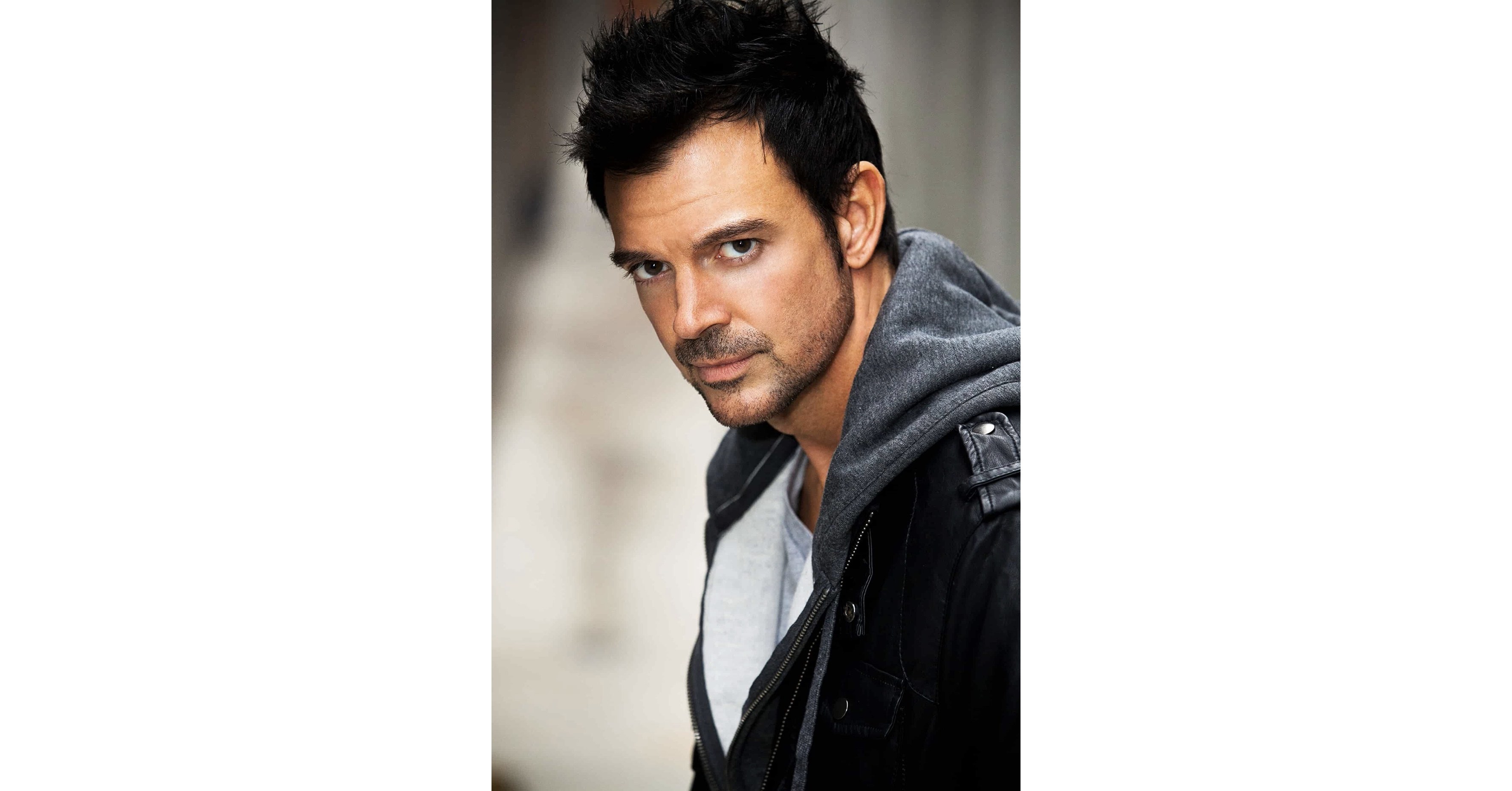 Talented Actor, Eric St. John, Stars in a New Movie "De Gringo A La Tumba"