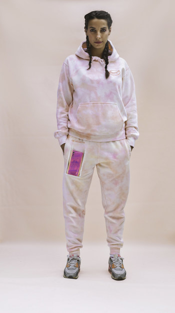 /R E P E A T -- New LG VELVET™ 5G Time Capsule Collection Drops in Time ...