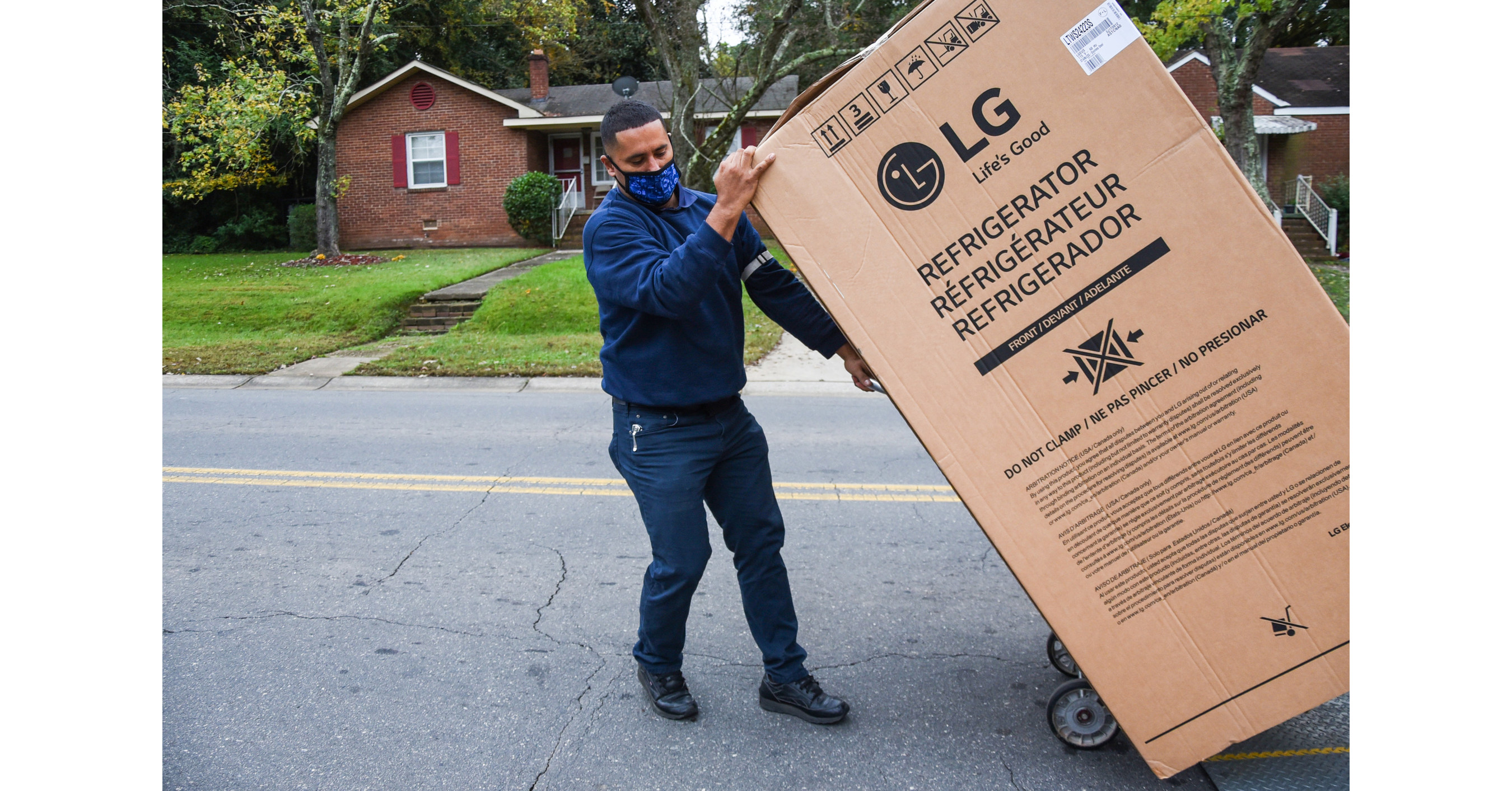 LG Celebrates 'ENERGY STAR Day' With Efficiency Upgrades For Deserving ...