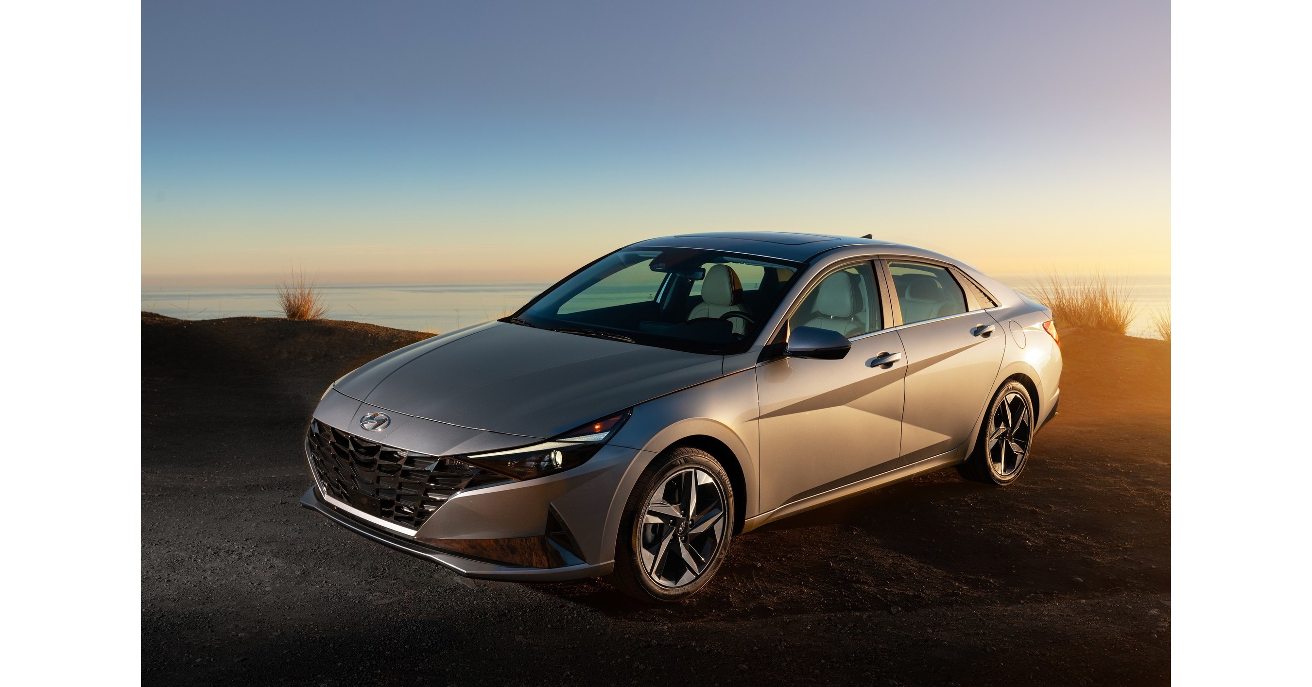 Hyundai Debuts Elantra Technology Videos