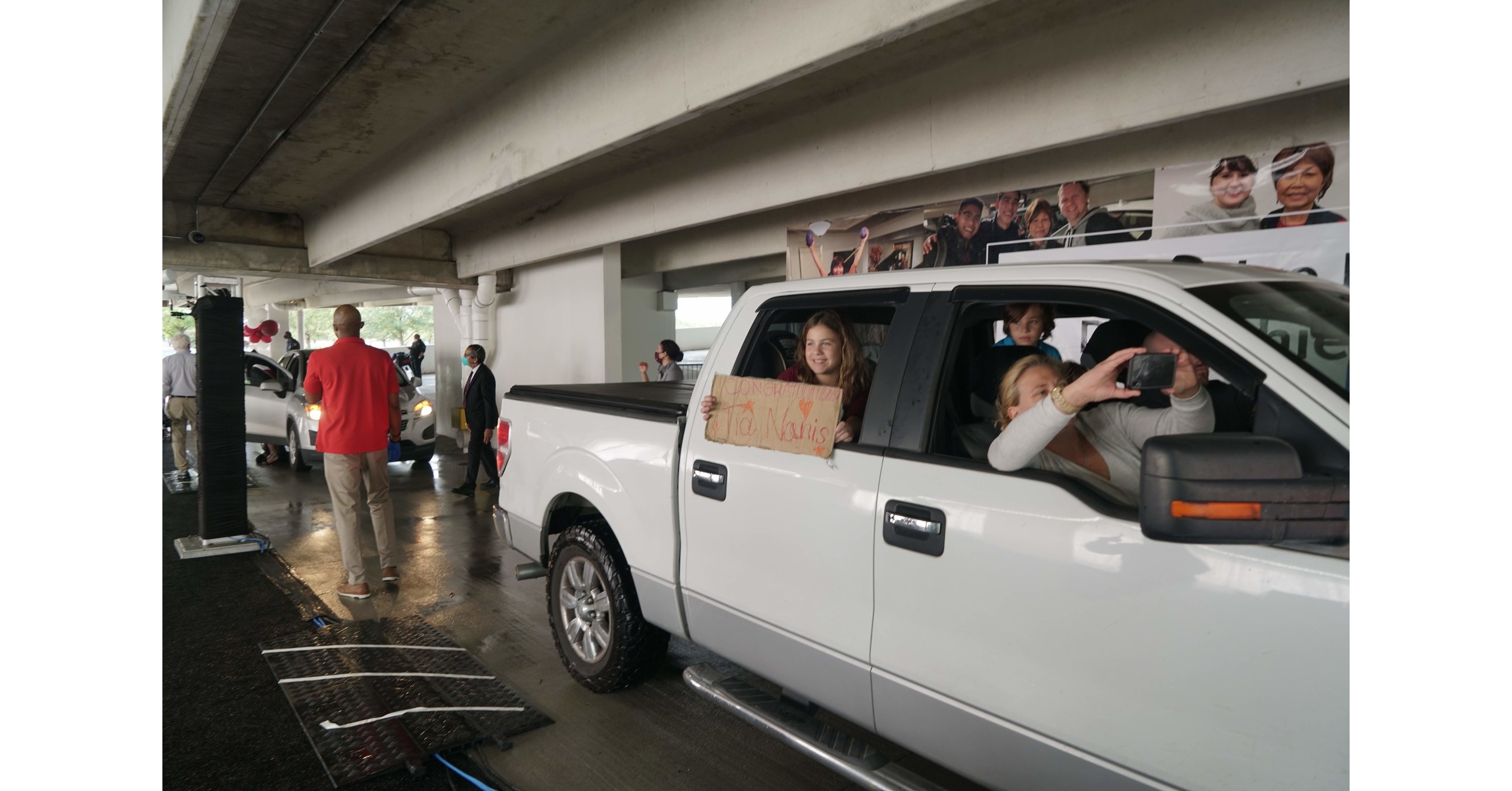 HCSS Hosts Graduation Ceremony for TWU, Where CEO's Late Wife Taught