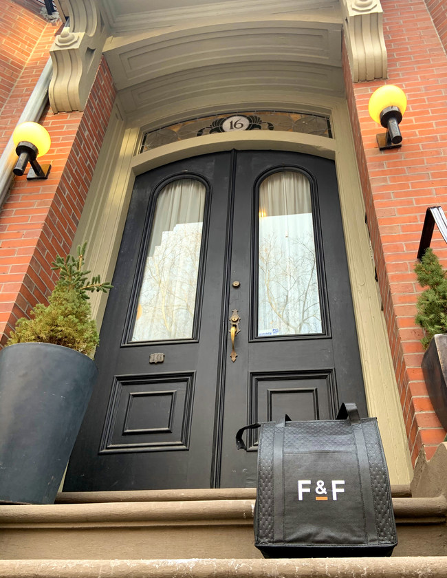 Feast & Fettle, a local, premium meal delivery service, launches in Boston