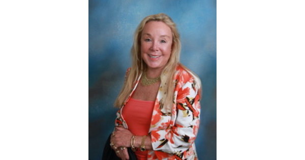 Lee J. Rohn is recognized by Continental Who's Who