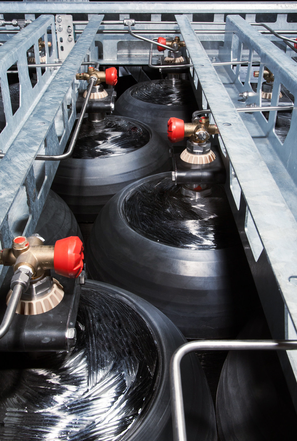 CIMC Enric and Hexagon Purus establish hydrogen JVs, localizing world ...