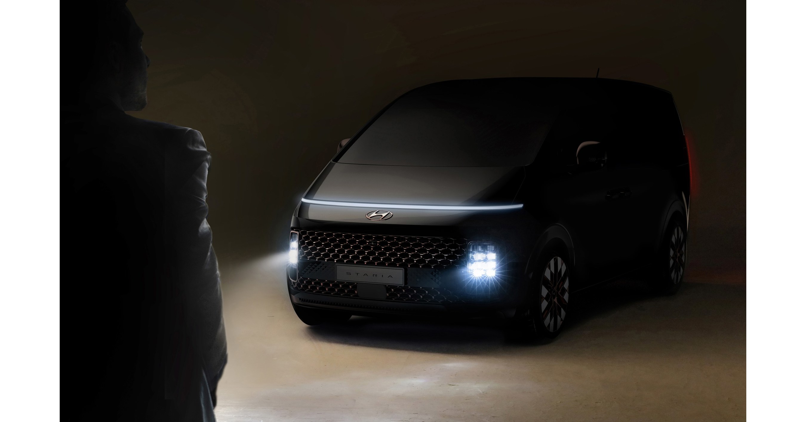 Hyundai Motor Offers First Peek at STARIA, New MPV with Premium and ...