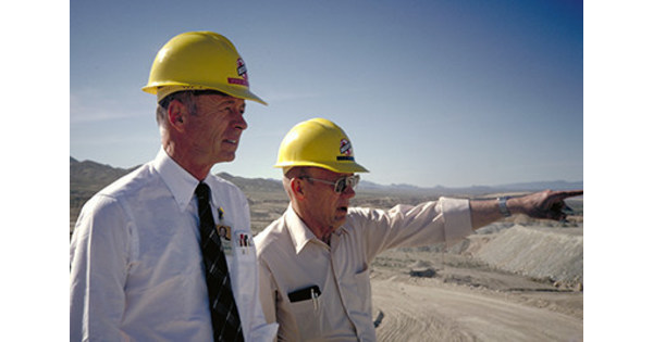 Retired Chairman and CEO Stephen D. Bechtel Jr. dies at 95