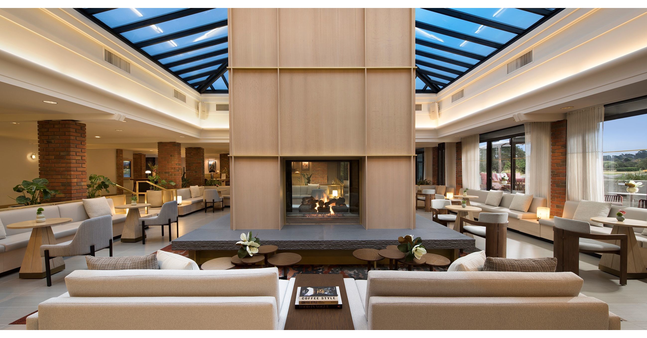 Hyatt Regency Monterey Hotel & Spa Unveils Property-Wide Transformation ...