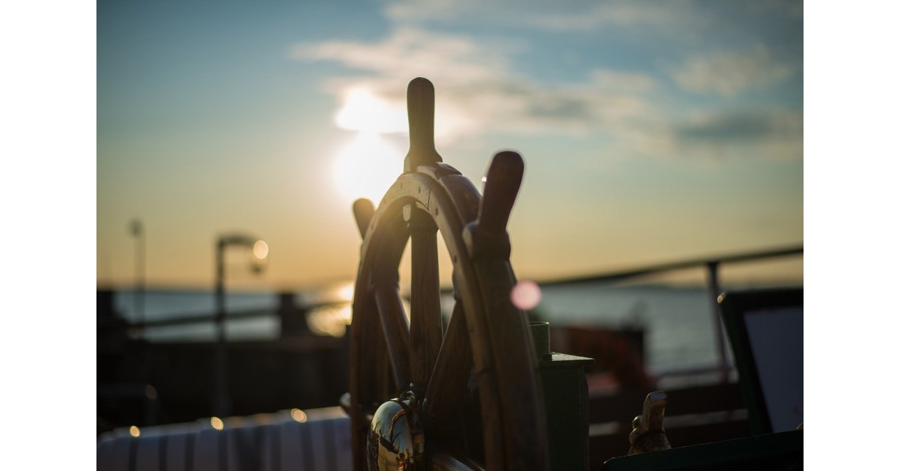 'Sea Tutors' Reveal What It's Like to Tutor Onboard a Yacht and the ...