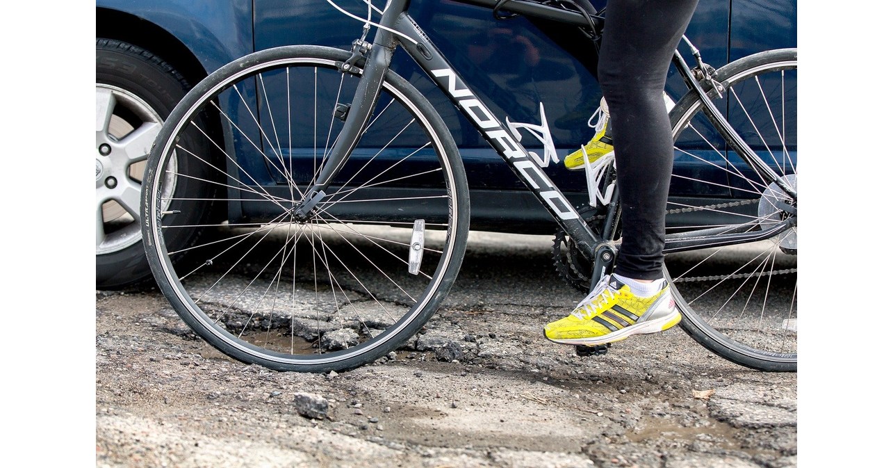 Less than one week left to vote for Ontario's Worst Roads