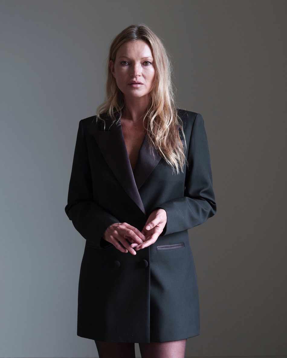 Kate Moss est la vedette de la dernière campagne Self-Portrait, avec ...