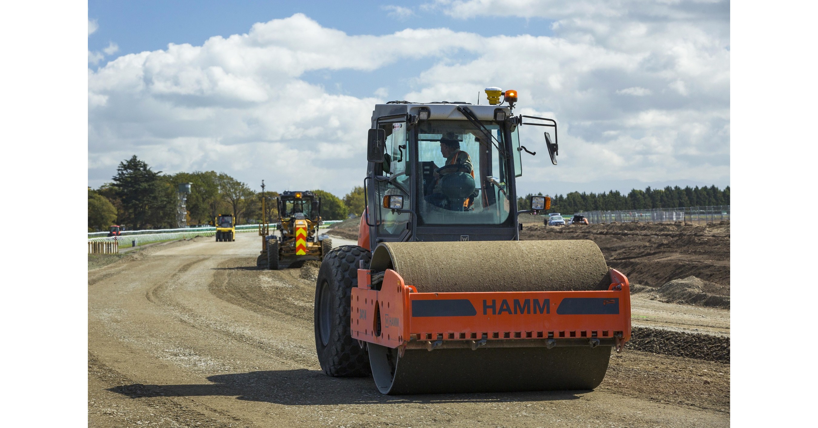 New Version of Trimble Earthworks Grade Control Platform Includes ...