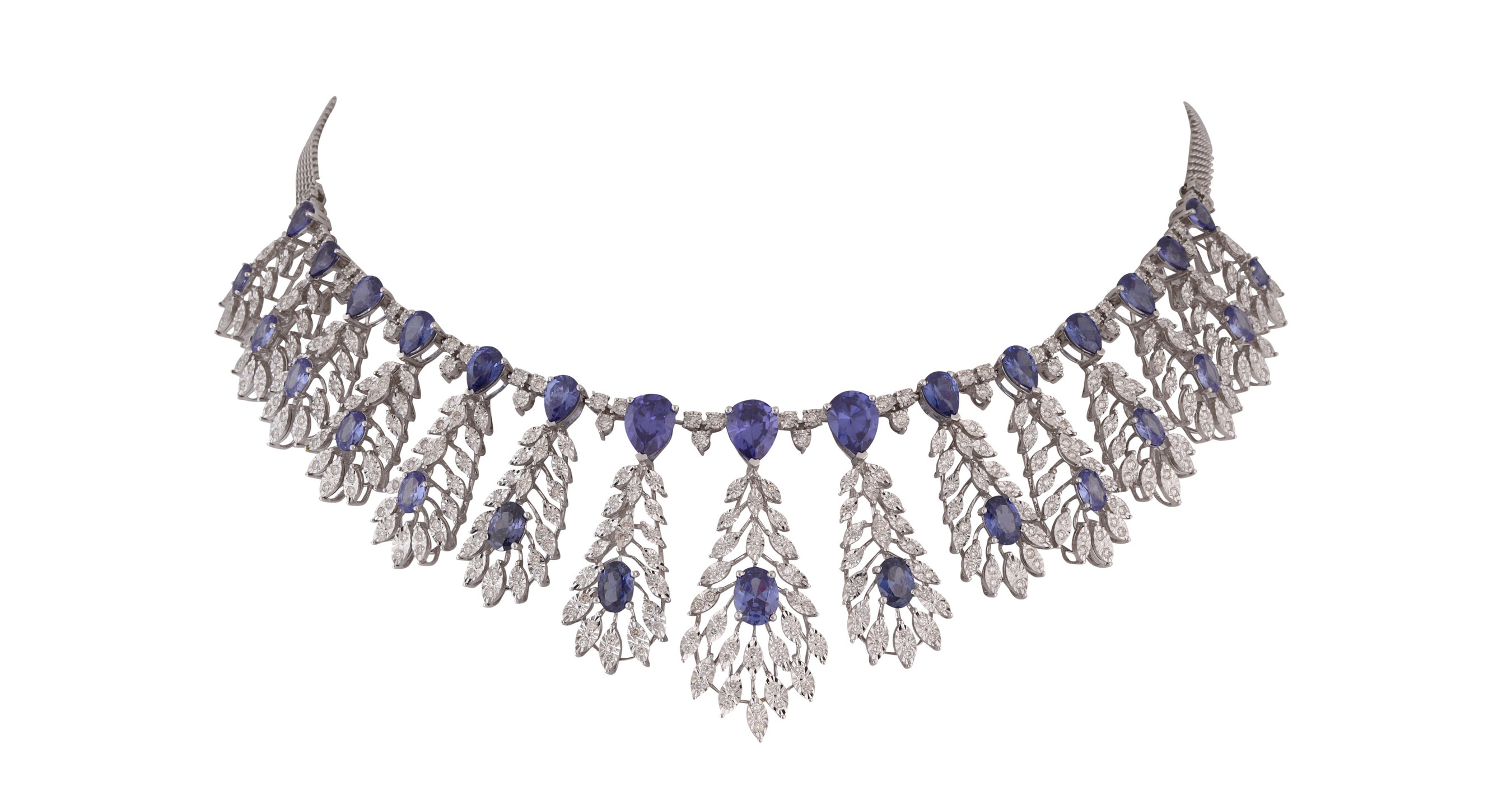 The Diamond Store by Chandubhai (A unit of Hallmark Jewellers) launches ...