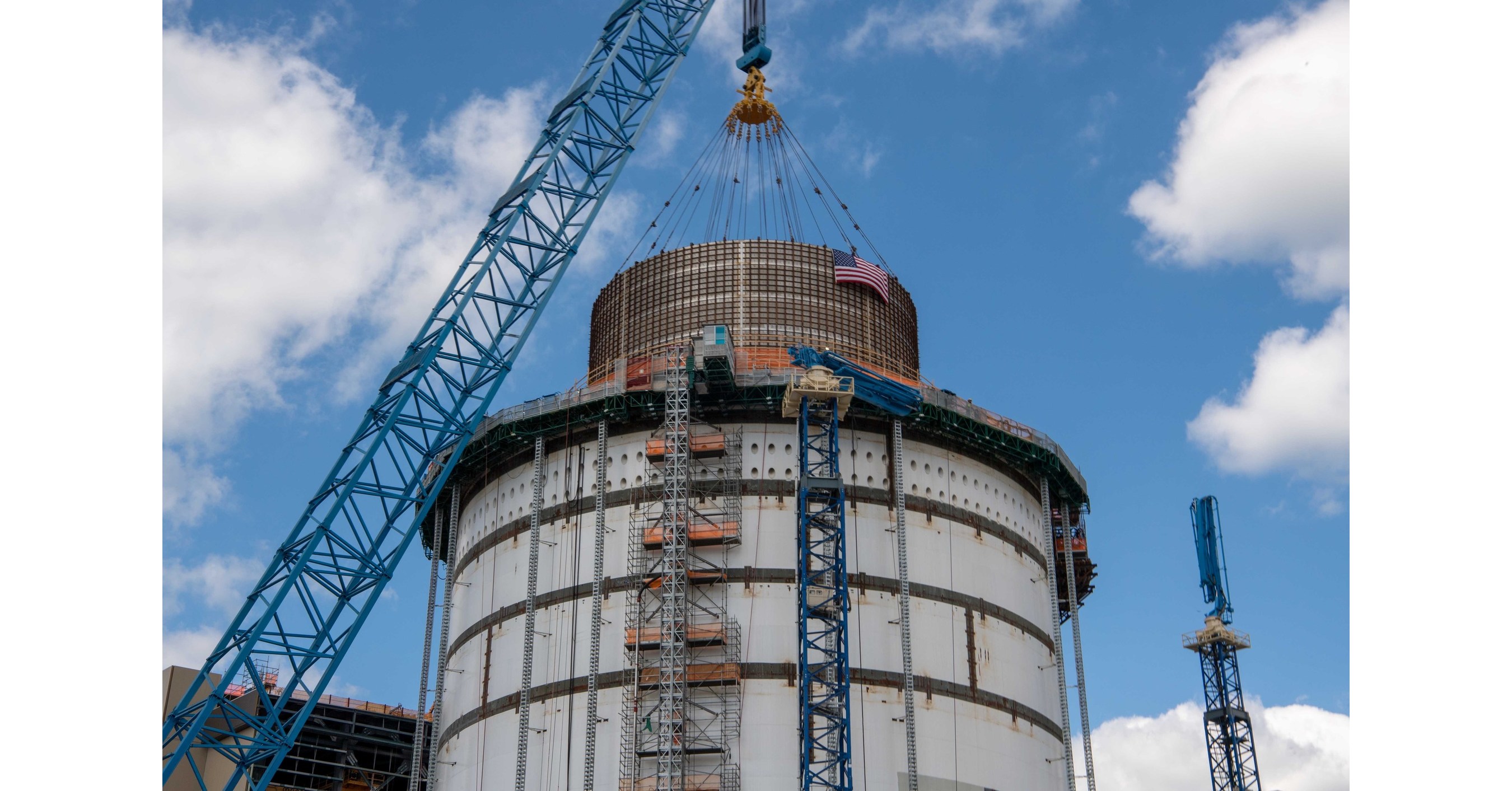 Bechtel completes last major lift at U.S. nuclear plant construction site