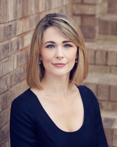 Jennifer Kuyper joins Pinnacle Bank as Senior Vice President, Senior ...