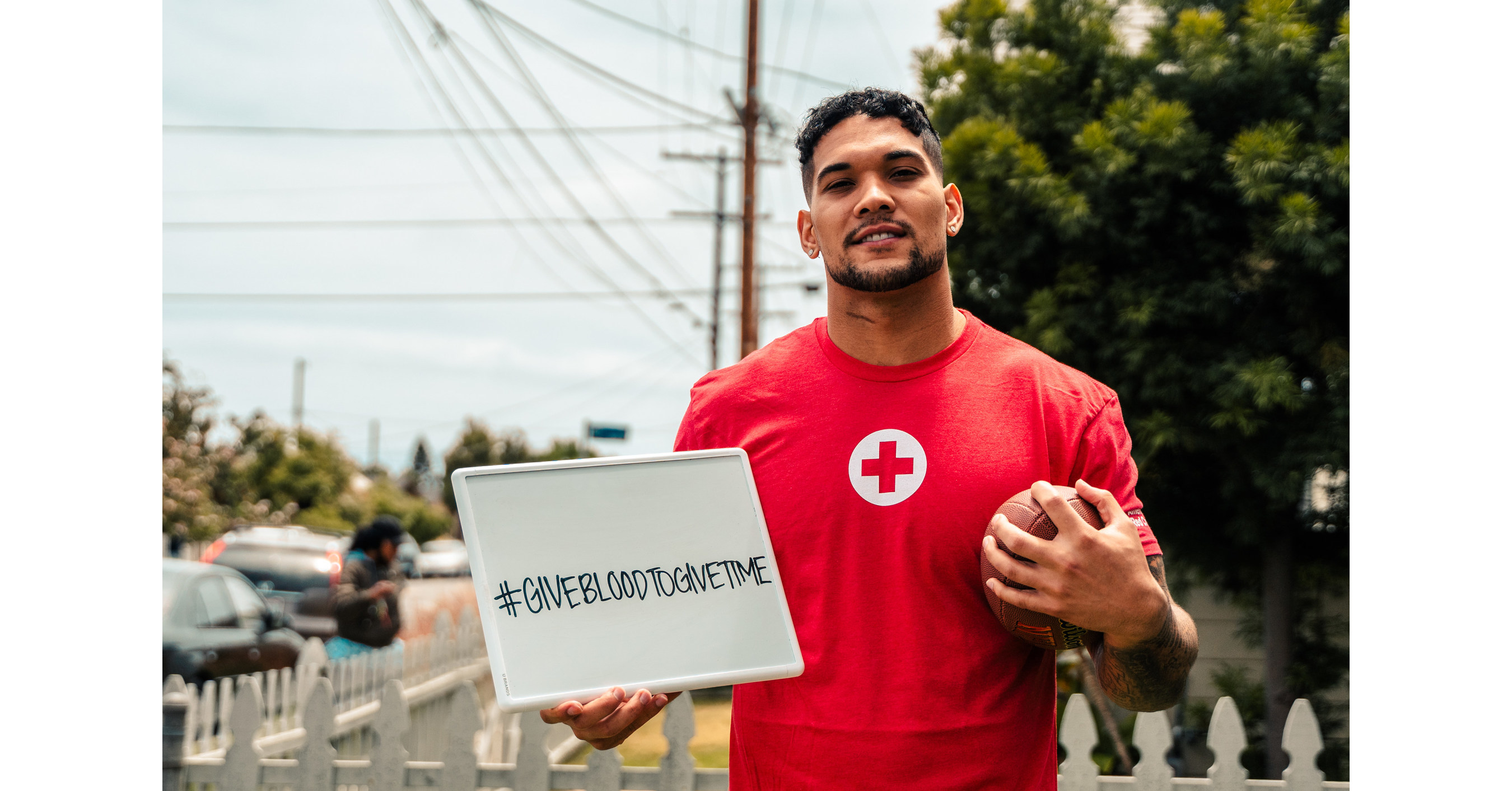 Football star and cancer survivor James Conner calls on Americans to ...