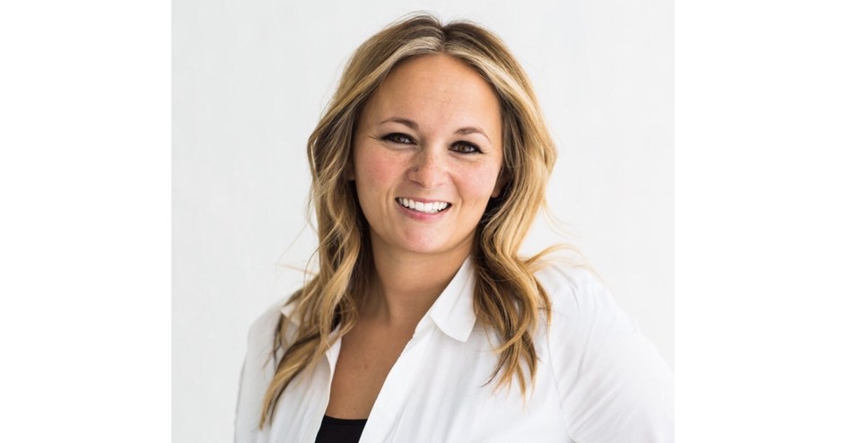 USANA director of human resources awarded for outstanding achievement ...