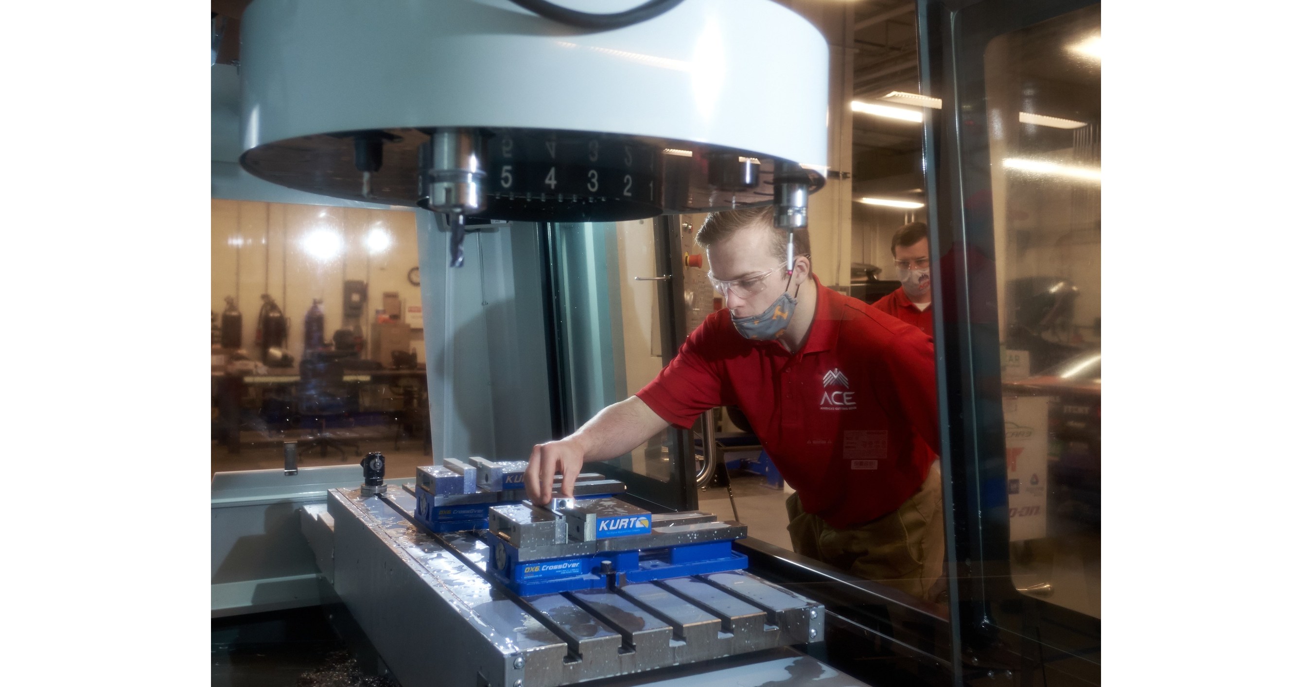 IACMI ACE training teaches essential manufacturing skills to address U ...