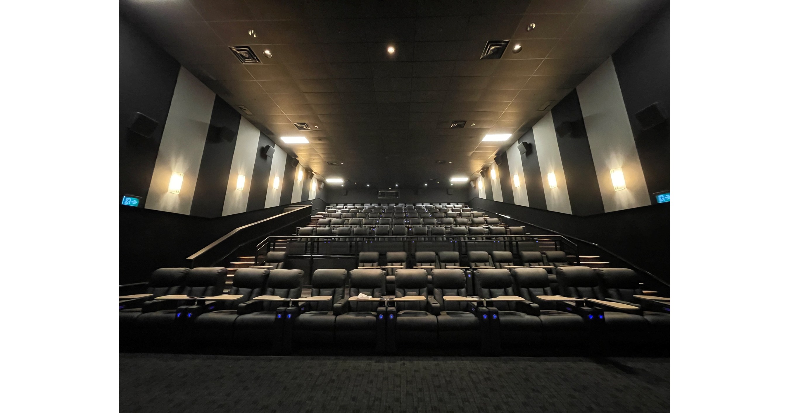 Le deuxième cinéma VIP du Québec ouvre ses portes demain au centre ...