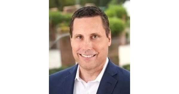 David Onks is recognized by Continental Who's Who