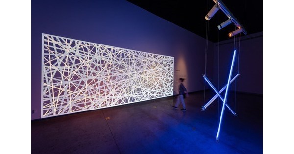 In-Visible, una exposición temporal que utiliza la luz como un lenguaje ...