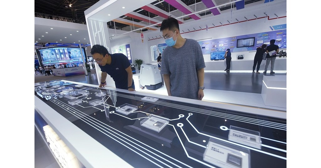 China's IC industry speeds up advanced chip production: Expert