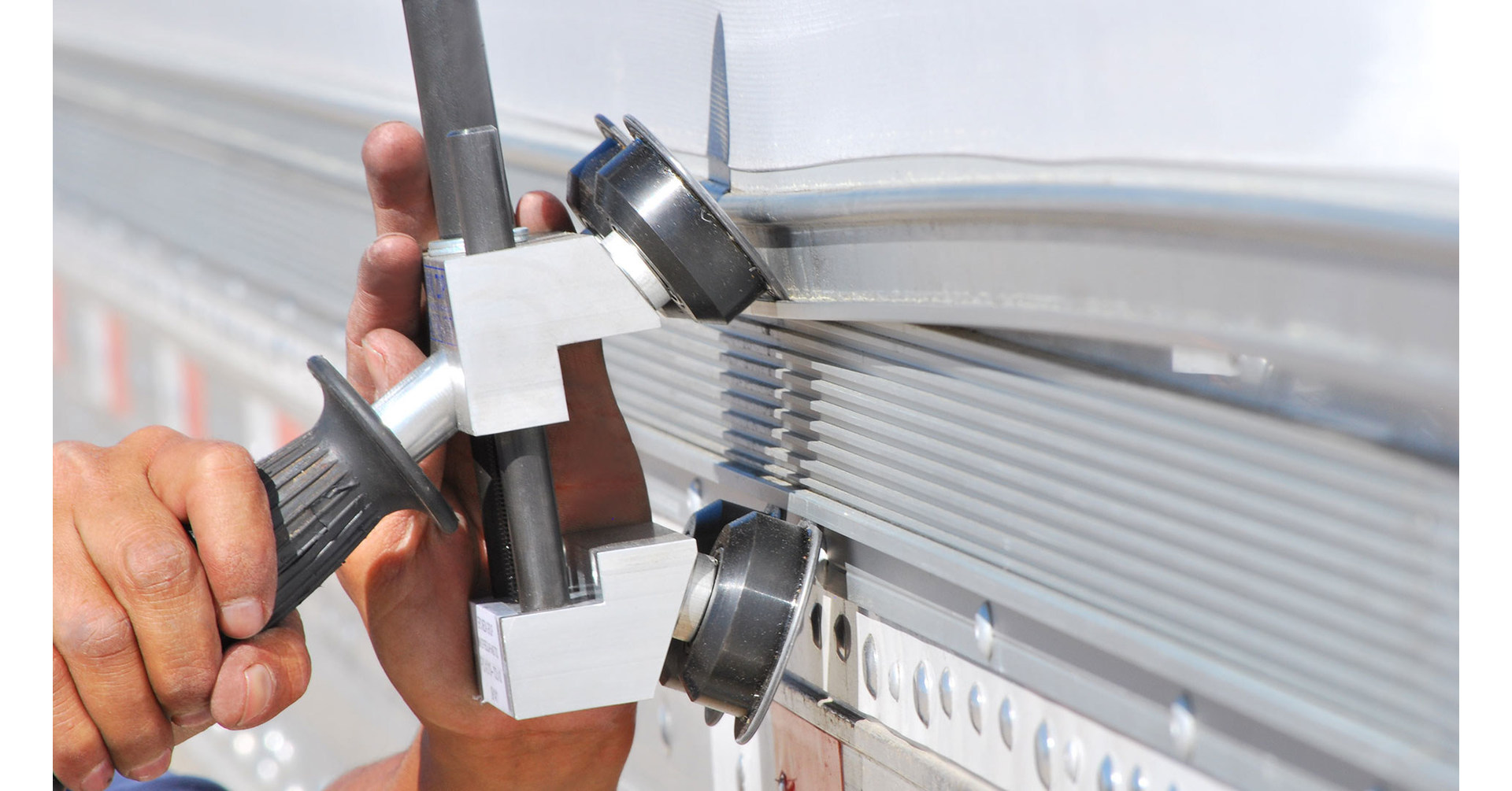 EPIC Worldwide Announces KWIK ZIP Cure to Transform Trailers in 60 Minutes