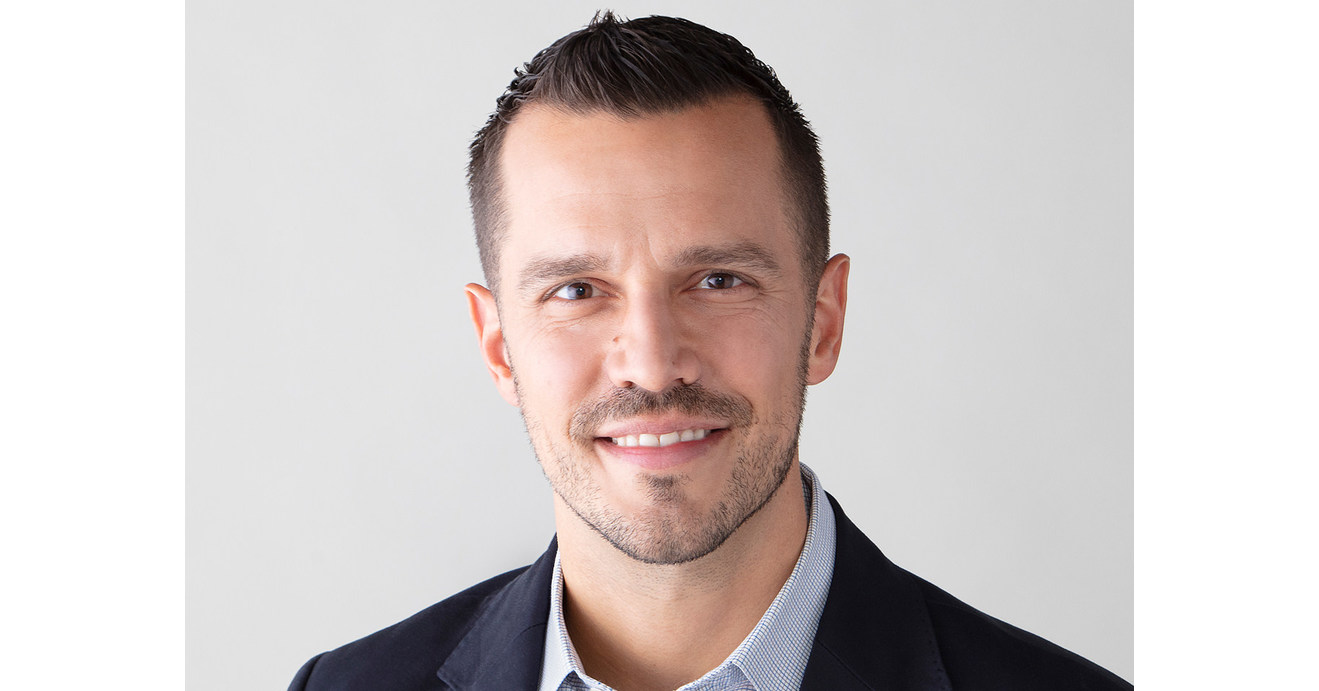 Buck's Dean Aloise receives Authentic Human Award in inaugural b ...