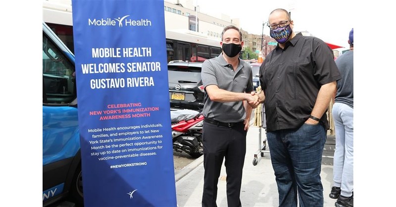 State Senator Gustavo Rivera Visits Mobile Health's Bronx Clinic