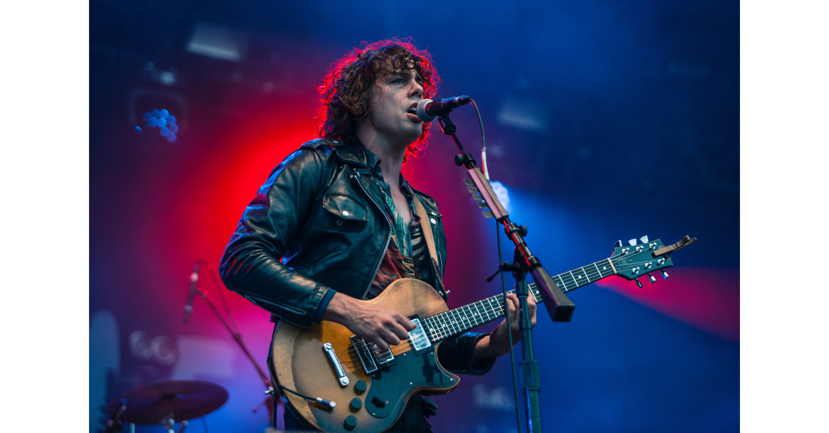 Indie Rock Royalty Razorlight to Headline Heveningham Hall Fireworks ...