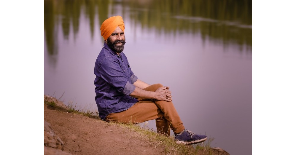 CPRS President's Award presented to Gurdeep Pandher for message of joy ...