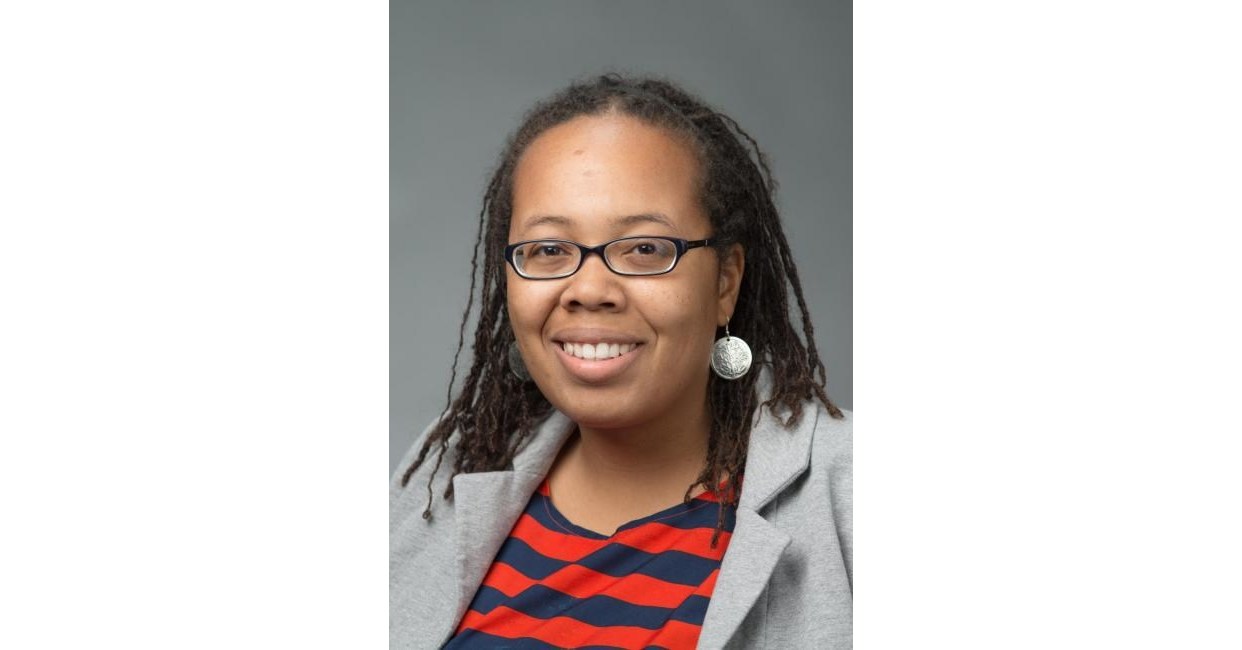 Dr. Lisa Harrison to Receive National Award for Middle Level Education